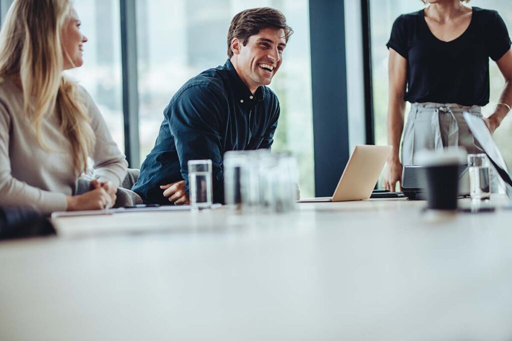 Få kontroll på och sänk sjukfrånvaron | MedHelp Care